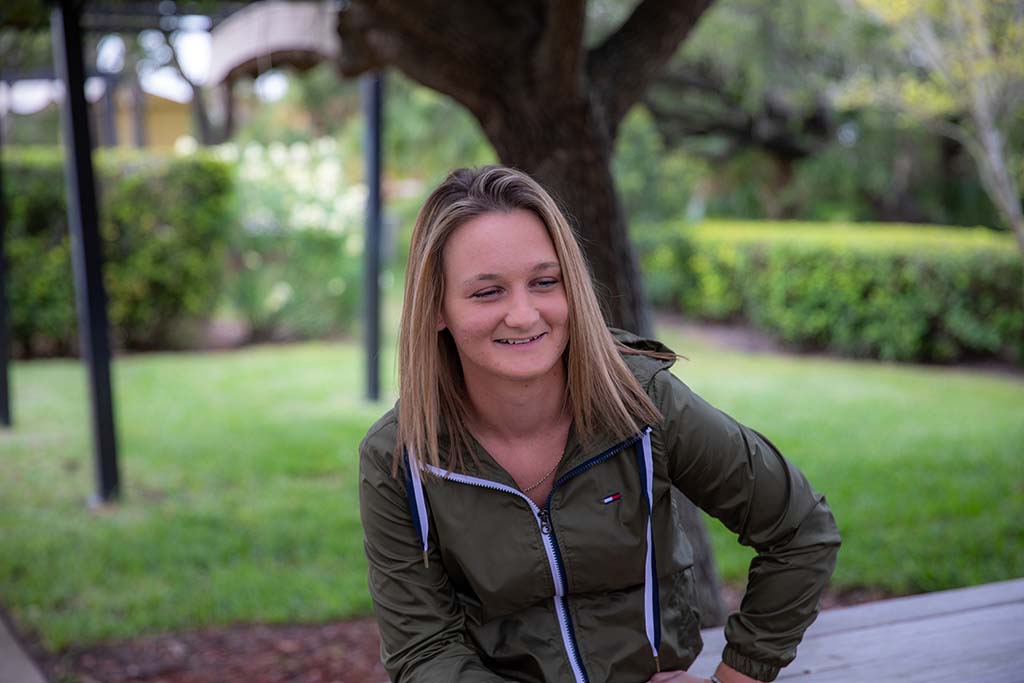 Meet Julia, an exceptional Beaches Alumni - Florida Rehab